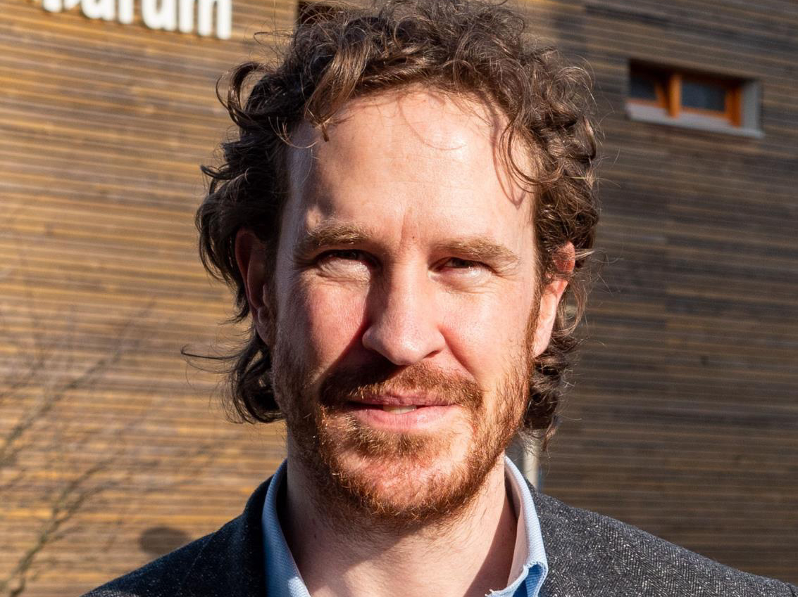 Prof. Dr. Jan-Henrik Hehemann - Faculty of Biology / Chemistry ...