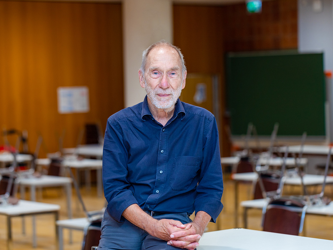 His Last Lecture - The longest-serving professor at the University of ...