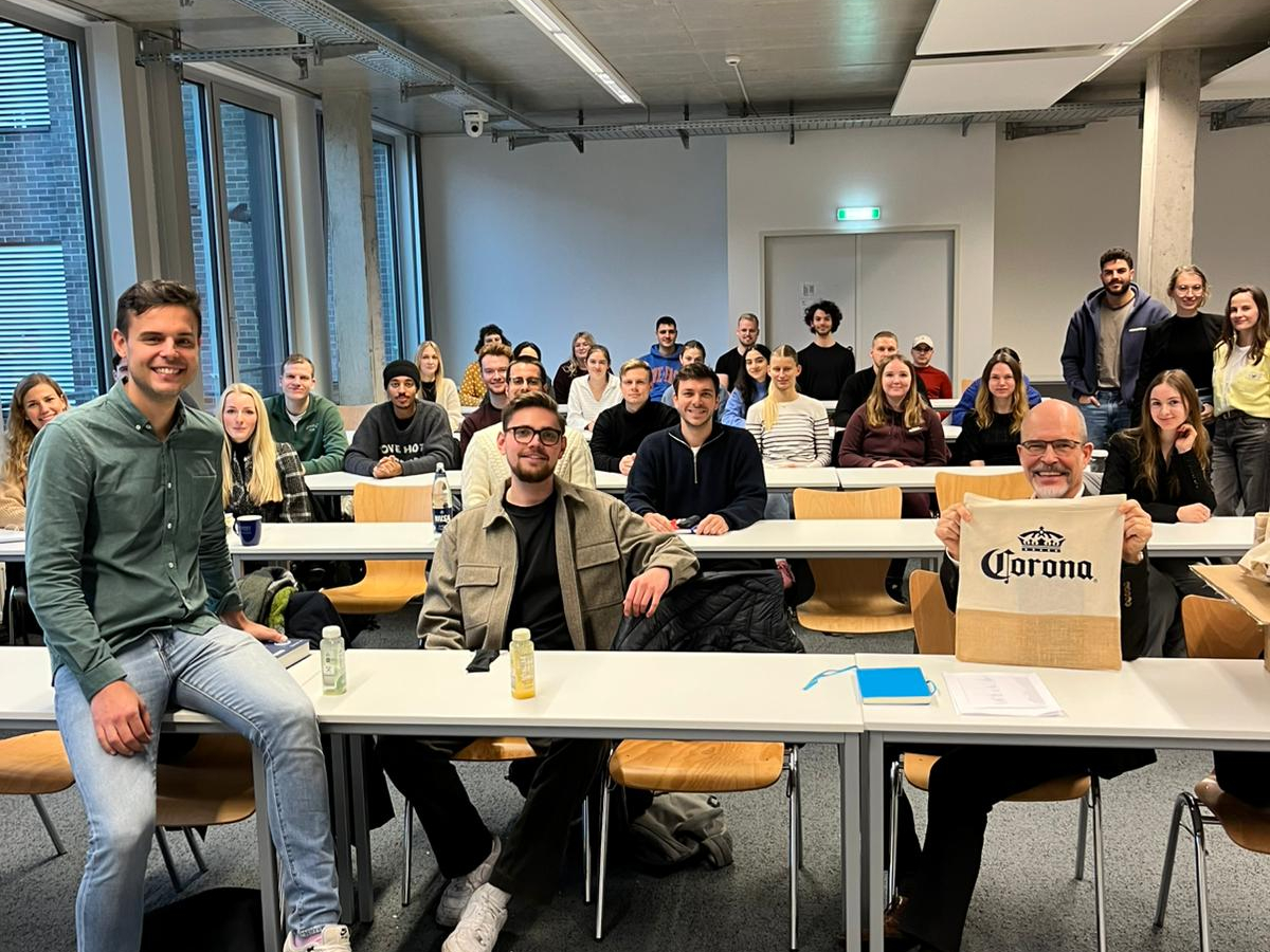 Gastvortrag von Jannik Weitzl, AB InBev - Universität Bremen